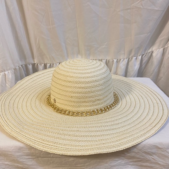 Ivanka Trump | Accessories | Ivanka Trump Sun Hat | Poshmark